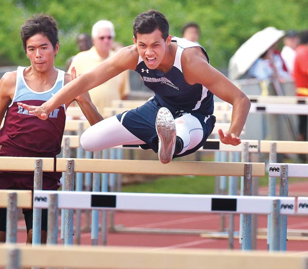Kamehameha Hawaii’s Tre Evans-Dumaran competes in the boys 110 hurdles ...